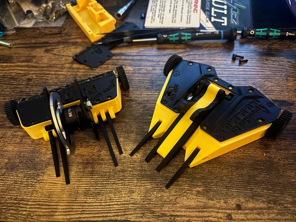 Bite Size P.I.T.A. and Friends - Antweight Buildlogs - Bot Builds ...